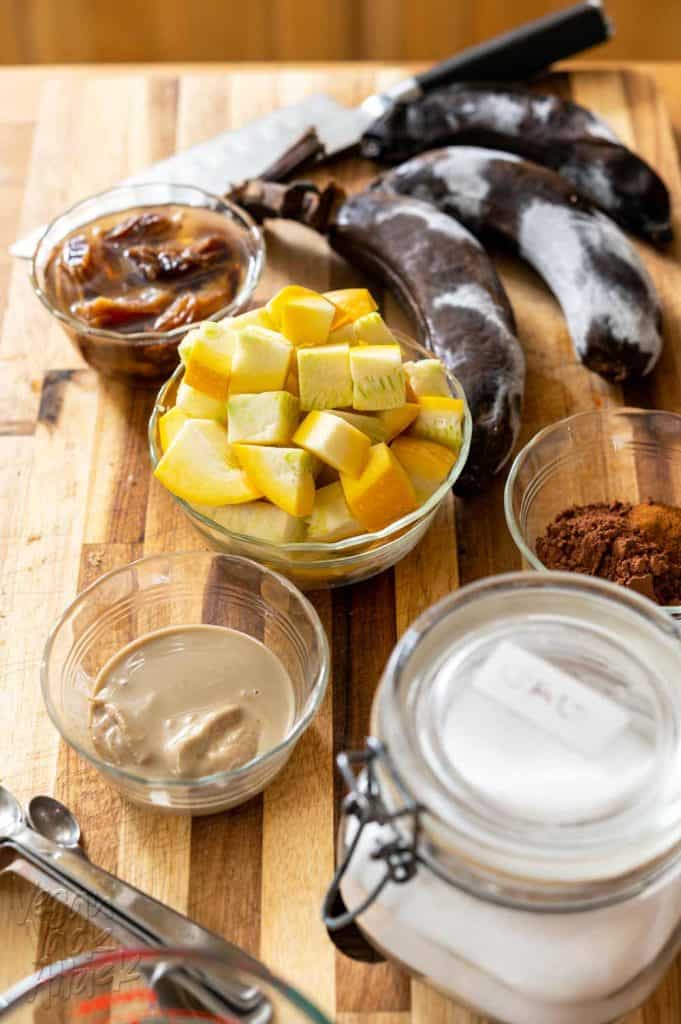 Simple Iron-Rich Chocolate Sesame Smoothie - Vegan Yack Attack