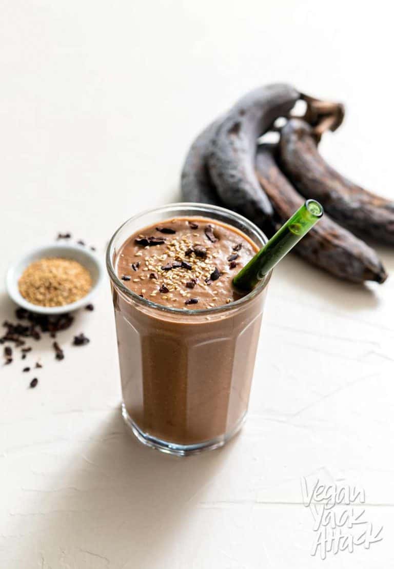 Simple Iron-Rich Chocolate Sesame Smoothie - Vegan Yack Attack